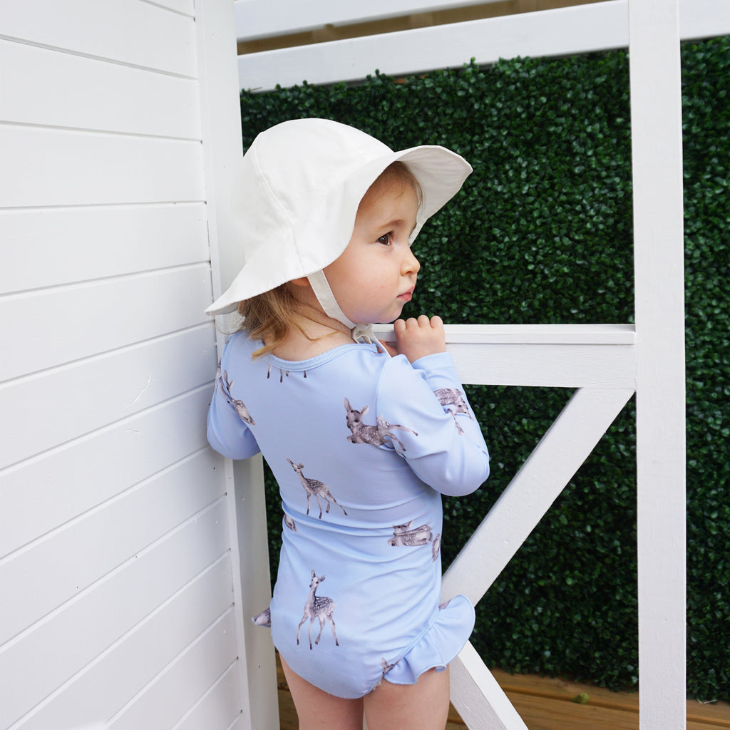 "Frankie" in Snow White – willow swim